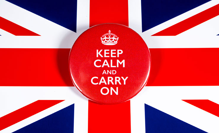 你知道Keep Calm and Carry On的由来吗？ — Red Scarf